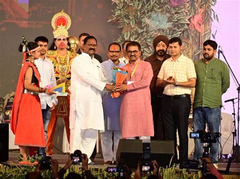 राष्ट्रीय रामायण महोत्सव संस्कृति मंत्री अमरजीत भगत एवं स्कूल मंत्री