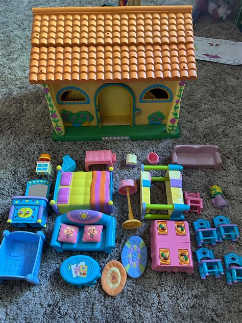Dora The Explorer Christmas Dollhouses And Play Sets Mercari
