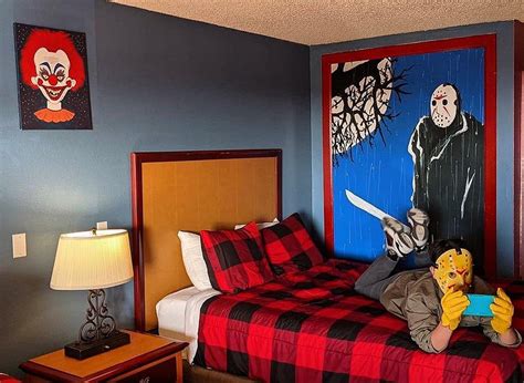 The Clown Motel Usas Most Terrifying Accommodation