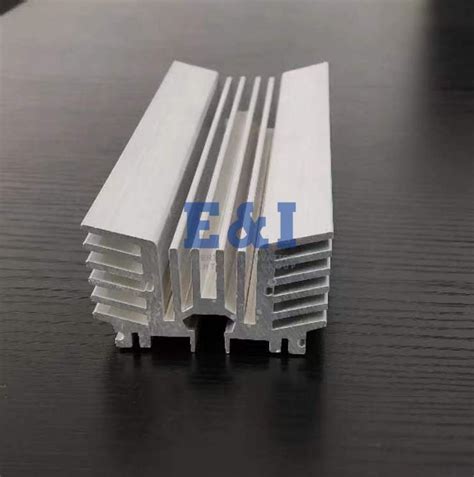 铝合金冷锻 温锻 铝合金、铜合金等金属锻造及金属精密塑性成形的研发与制造，提供从锻造、机加工、表面处理一条龙服务