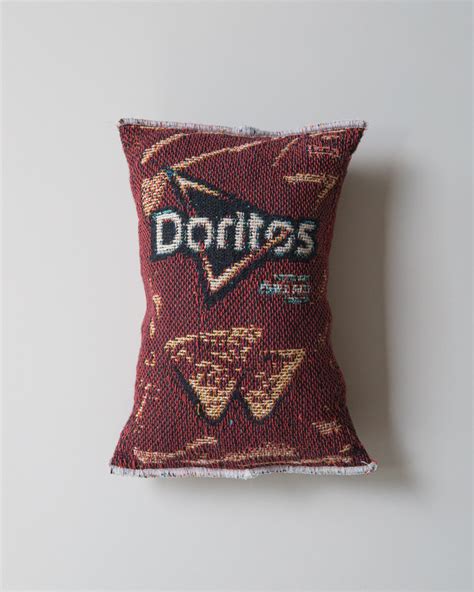 Snacks Cushion 라인하프linehalf