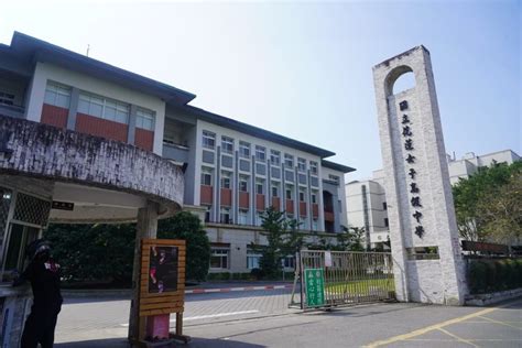 花蓮女中綜合大樓震後鋼筋裸露 校長：拆除可能性大 芋生活
