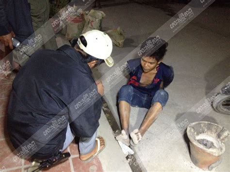 ជន សង្ស័យ ២នាក់ ចូល លួច ទូរស័ព្ទ ដៃ គេ ម្ចាស់ គេ ទាន់ ចាប់ បាន ម្នាក់ រត់ រួច ម្នាក់ Khmerload