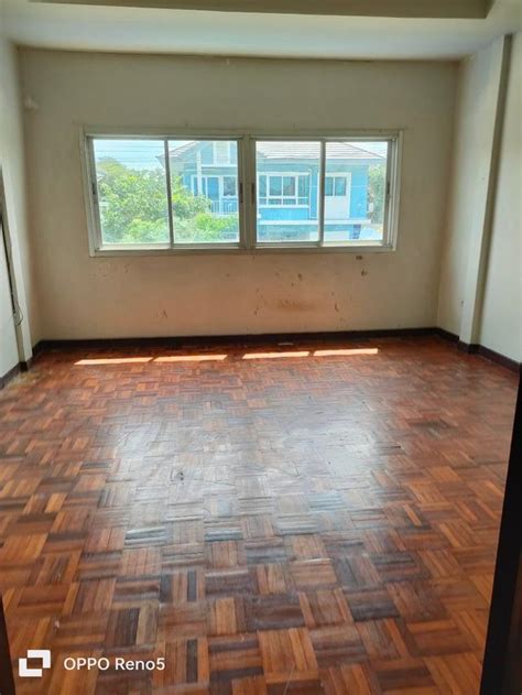 ขายบ้านทาวน์เฮ้าส์ หมู่บ้านเสนาวิลล่า4 พระยาสุเรนทร์40 เขตคลองสามวา จังหวัดกรุงเทพมหานคร Ennxo