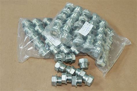 孔塞 挖掘机配件 推土机配件 装载机配件 液压油缸 济宁市同德瑞工程机械有限公司