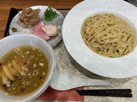 『塩つけ麺（大盛り）＋吊るし焼きチャーシュー』彩とりのレビュー ラーメンデータベース