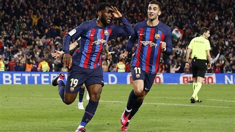 Barcelona 2 1 Real Madrid El Clásico De La Liga Resultado Goles Y