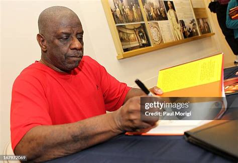 77 Jimmie Walker Dynomite Photos And High Res Pictures Getty Images