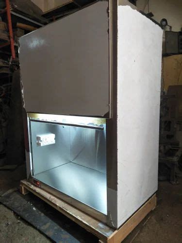 Rectangle Gray Stainless Steel Fume Hood For Automobile Industry Thickness Mm At Rs