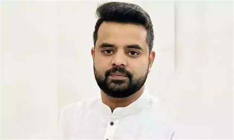ಪ್ರಜ್ವಲ್ ರೇವಣ್ಣ ಲೈಂಗಿಕ ಹಗರಣ ಇಬ್ಬರು ಹೆಚ್ಚುವರಿ ಎಸ್‍ಪಿಪಿ ದಿಢೀರ್ ರಾಜೀನಾಮೆ