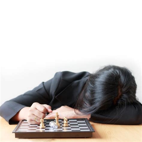 Premium Photo Woman Sleeping By Chess Board At Table