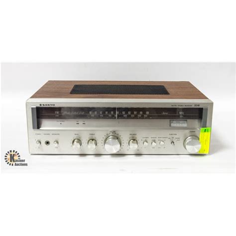 Sanyo Model 2016 Tuneramplifier