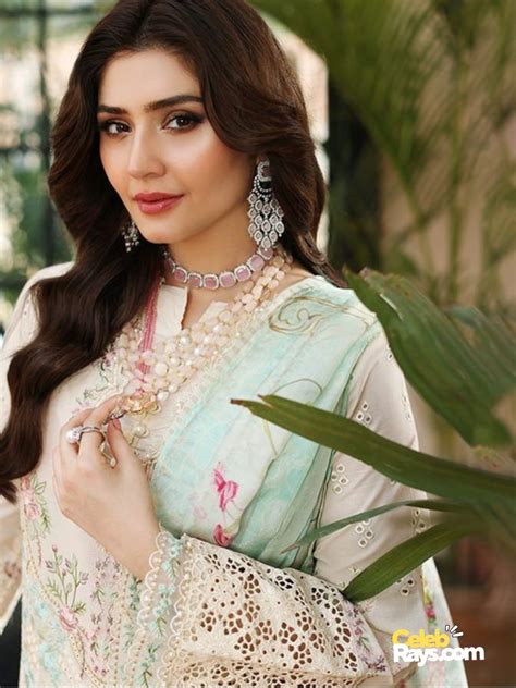 Dur E Fishan Saleem Bio Wiki Career Height Age Social Media Net Worth Family Hobbies