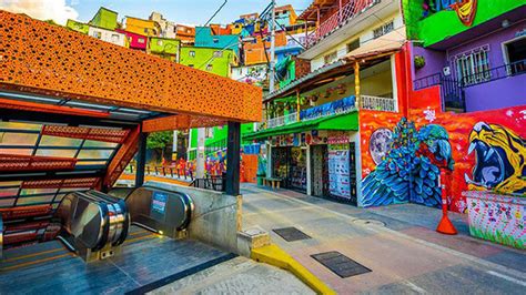 Anuncian La Ampliación Del Famoso Graffititour De La Comuna 13 De