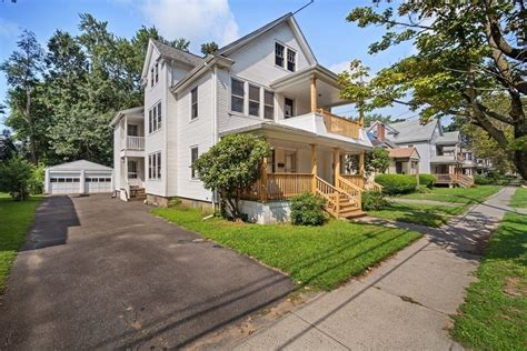 77 Wayne St Springfield Ma 01118 ®