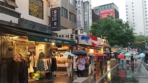 빗속 핫플레스 외국인 인파 가득한 거리 불탄일 2시 Insadong Street Is Full Of Foreigners On Budda Birthday In Rain