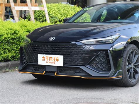 星钻黑长安uni V车头外观图片长安uni V 2022款 20t 领速版7342200太平洋汽车网