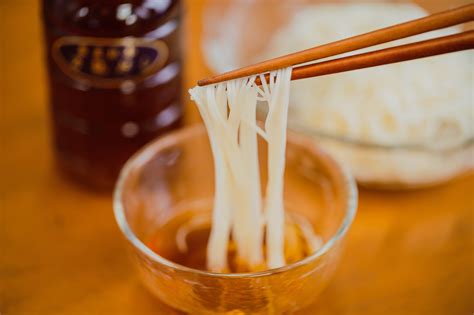 小昆布と鰹が香る旨み万能麺つゆ 吉岡製麺所オンラインショップ（直販）