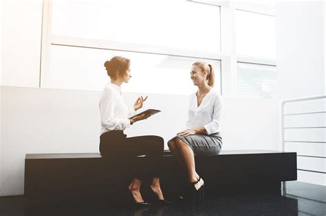 6 Tips To Strengthen Your Relationship With Your Boss J2c