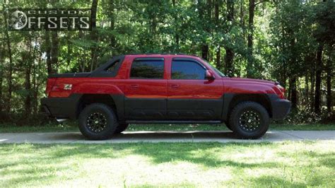 2002 Chevrolet Avalanche With 17x9 18 Xd Addict And 30565r17