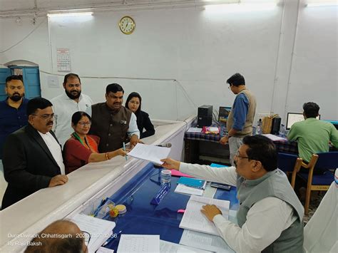भाजपा व कांग्रेस के महापौर प्रत्याशी ने दाखिल किया नामांकन दक्षिणापथ