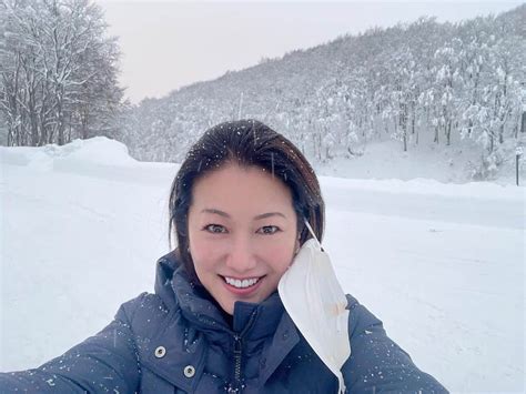 岡安弥生さんのインスタグラム写真 岡安弥生Instagram 先週来たときよりさらに積もって銀世界 すべての景色が美しすぎて