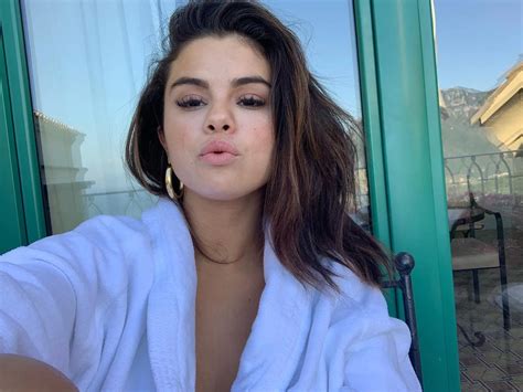 45 Celebrities Without Makeup Look Will Amaze You Zestvine 2025