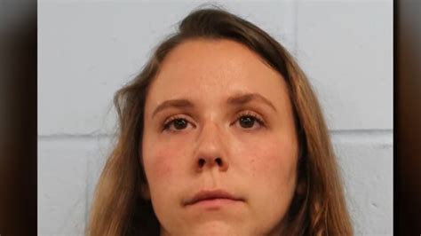 24 Yr Old Elementary Teacher Arrested After Making Out With 5th Grader