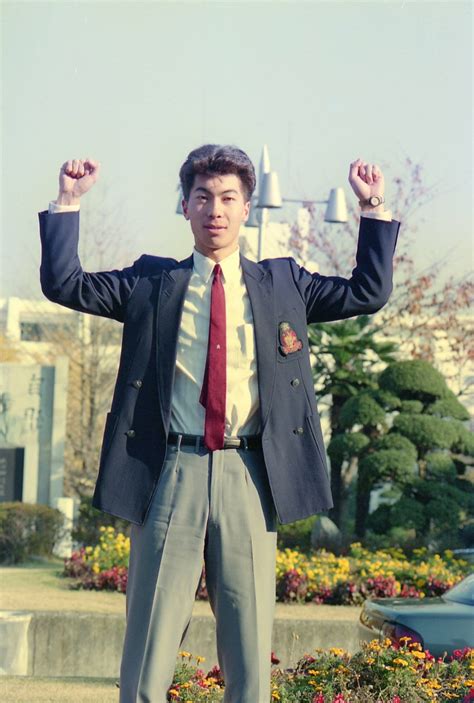 30歳高津臣吾（ヤクルト）は迷っていた「オレ、このままでいいのかな」右ヒジ痛、伊藤智仁との激戦“2番手の男”がメジャー挑戦するまで プロ