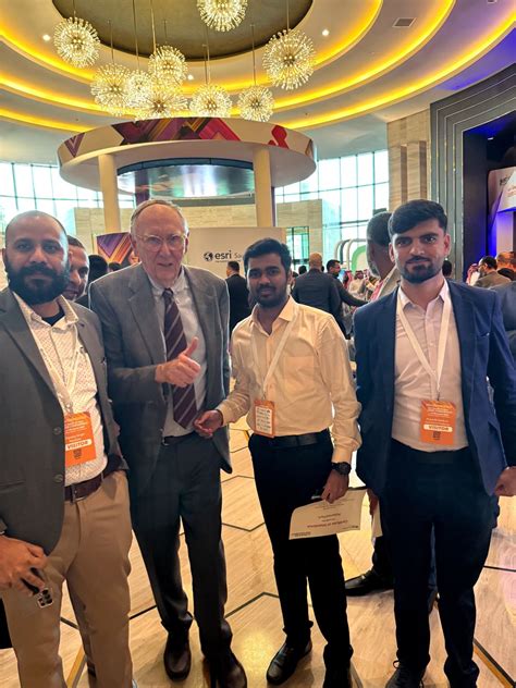 Esriuc Gis Jackdangermond Networking Learning Geospatial Mohamed Fayis