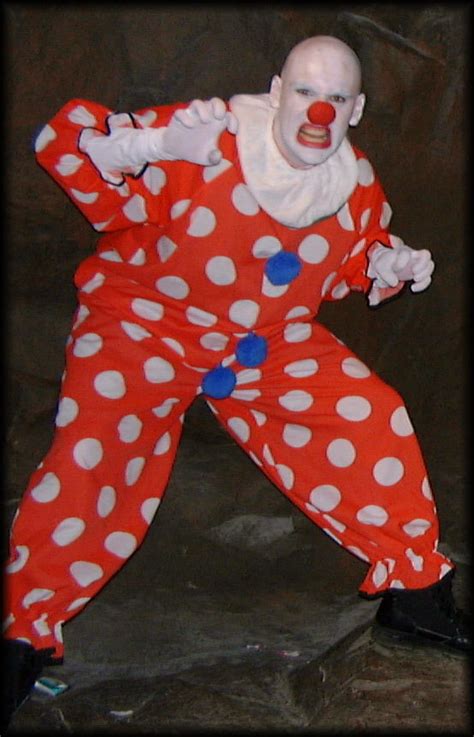 WOULD YA LOOK AT ALL THESE CLOWNS ALREADY