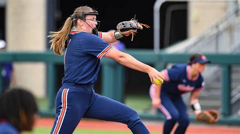 Maddie Penta Softball Auburn University Athletics