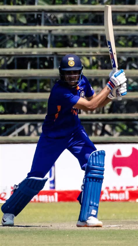 Yuvraj Singh Told Me When Youre Set Look To Bat Through Shubman