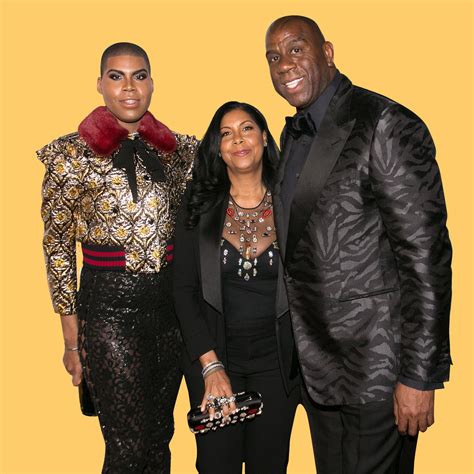 Cookie Johnson And Son Ej Recount How He Told Nba Hall Of Fame Father Magic Johnson He Was Gay