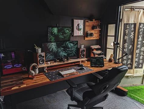 Home Office Workspace Dark Background Spacebound Setups Desain Interior Ide Kamar Tidur
