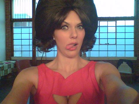 Adrianne Curry Personal Twitter Pics Hawtcelebs