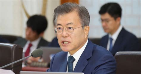 문 대통령 경제상황 긴급점검소득분배 악화 아픈 지점