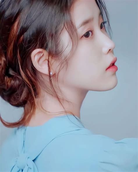 𝘧𝘪𝘳𝘦𝘧𝘭𝘺 On Twitter Pretty Korean Girls Iu Hair Digital Art Girl