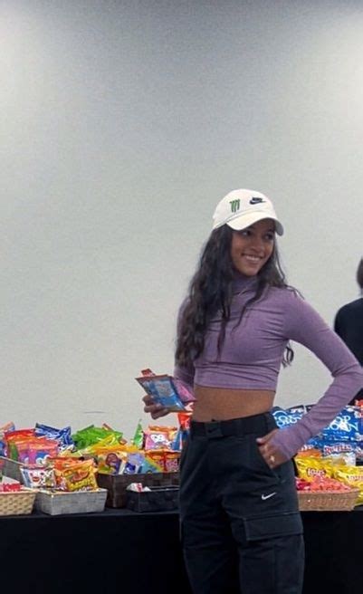Pin De Lav Em Rayssa Leal Em 2024 Garota Mais Bonita Do Mundo O