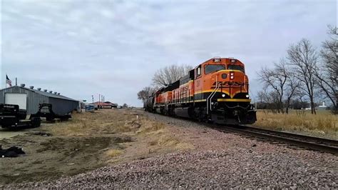 Ns Leader And Sd75 2 Trains On Bnsfs Mitchell Subdivision February