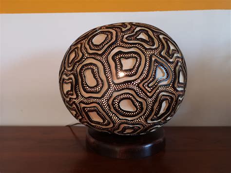 Lampe En Calebasse “turtle” Takamaka Calebasse