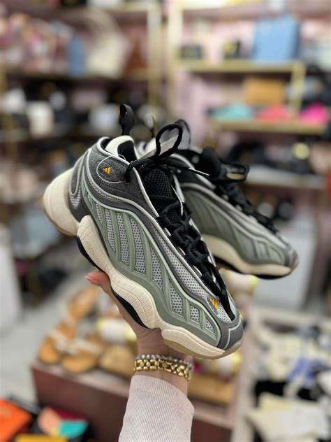 გლამკო•glamandco გლამკო•glamandco Added A New Photo