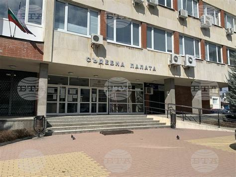 Мъж на 38 години е задържан за нарушаване на заповед за незабавна