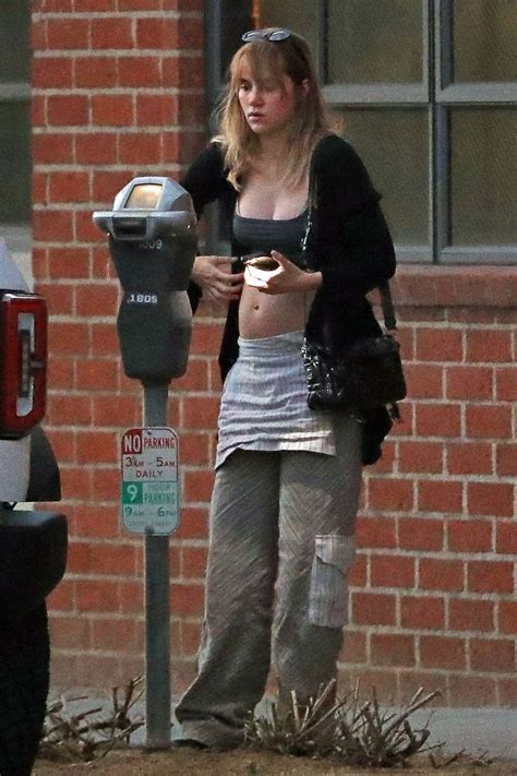 Pregnant Suki Waterhouse Night Out In Los Feliz 11112023 Hawtcelebs