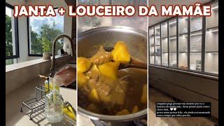 Juliana Perdomo fazendo uma jantinha Louceiro da mamãe Doovi