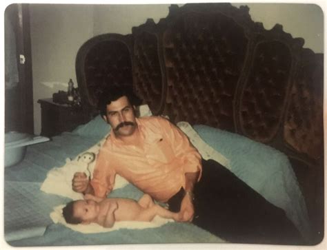 El álbum íntimo De La Viuda De Pablo Escobar Desde Su Noviazgo Hasta