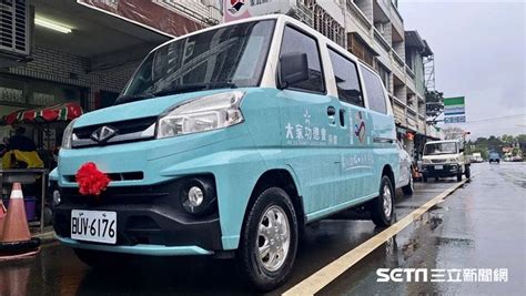 不捨遇災變「孤島」 他們暖送愛心四輪車 鏡週刊 Mirror Media
