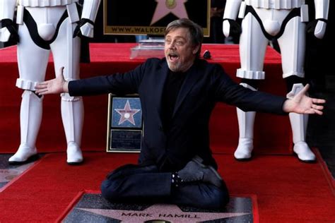 Mark Hamill Lends Star Wars Voice To Ukrainian Air Raid App News18