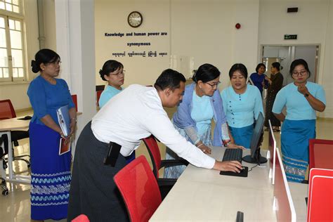 သာသနာရေးနှင့်ယဉ်ကျေးမှုဝန်ကြီးဌာန ဒုတိယဝန်ကြီး