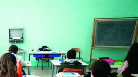 Il Direttore Scolastico Regionale La Maestra Non è Stata Sospesa Solo